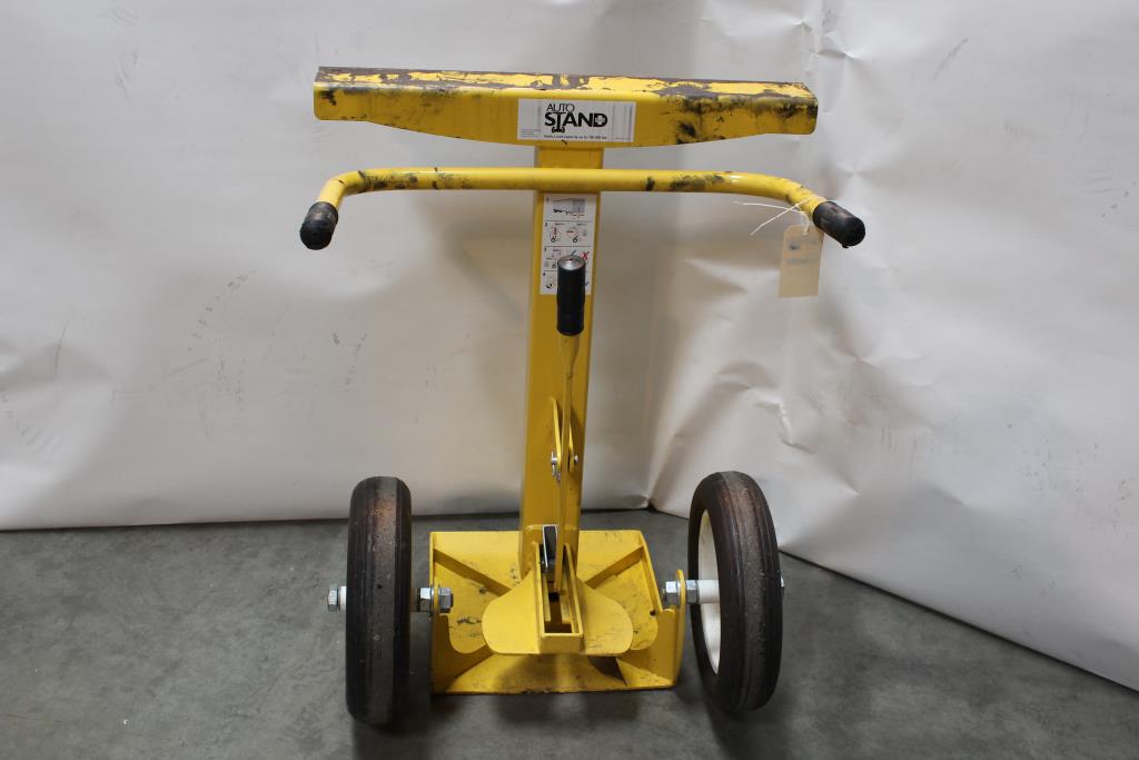 Auto Stand Plus Load Trailer Stabilizing Stand | Property Room