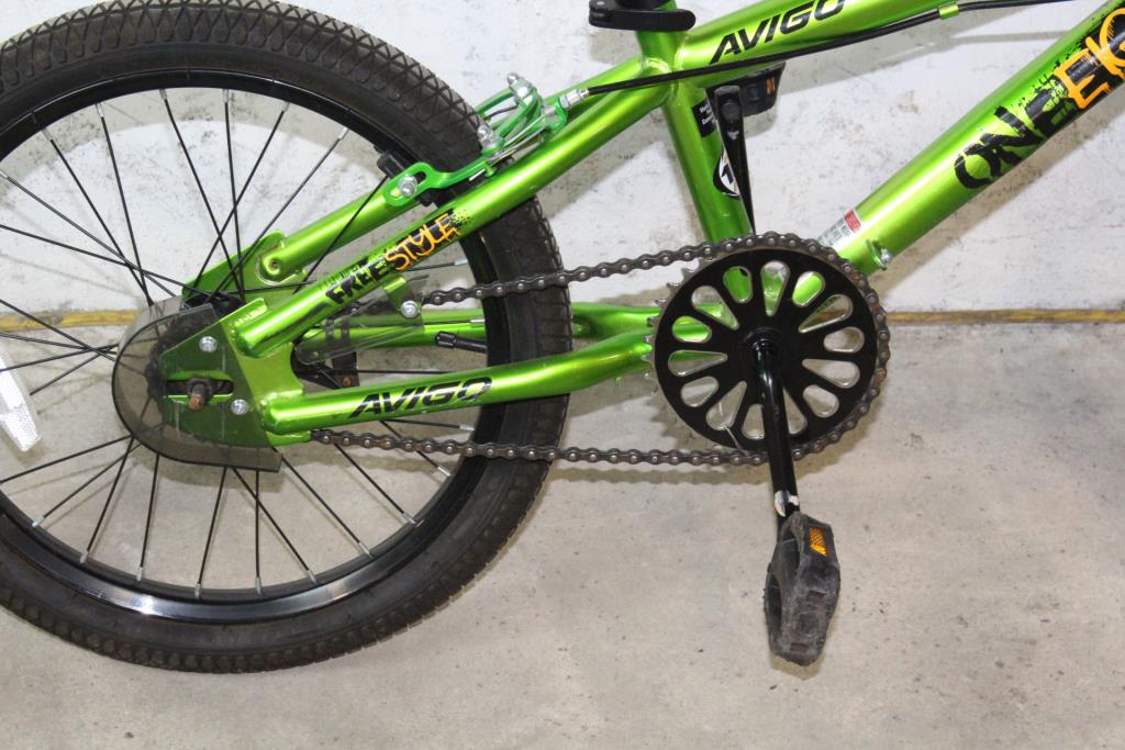 Avigo BMX Bike | Property Room