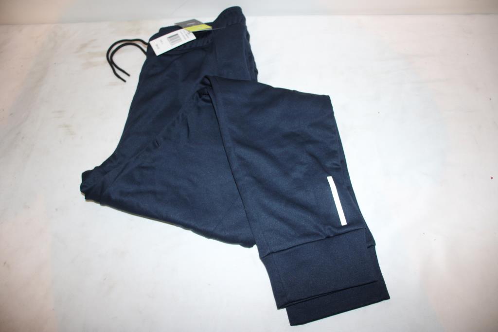 Balance Collection And Dip Clothing Lot, 3 Pieces | Property Room