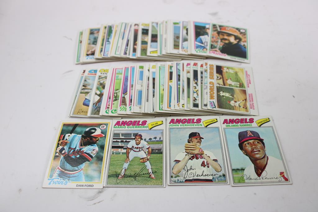 Baseball Sports Cards With Players Names And Info, 20+ Pieces ...