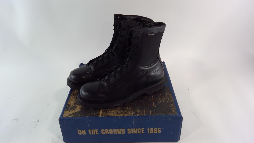 Bates Mens Boots, Size 15 | Property Room