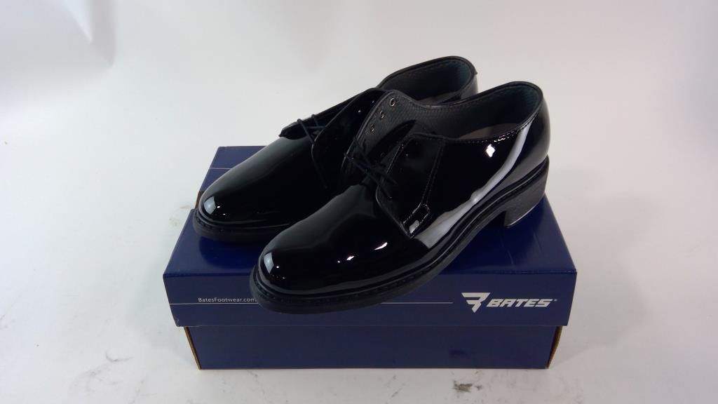 Bates Mens Shoes, Size 9.5D | Property Room