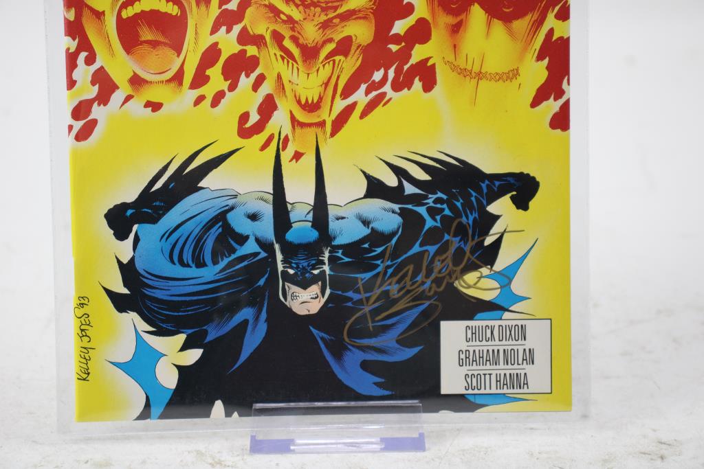 Batman Comic Book Autographed By Kelley Jones | Property Room