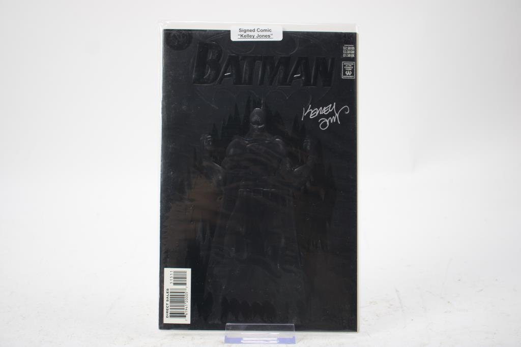 Batman Comic Book Autographed By Kelley Jones | Property Room