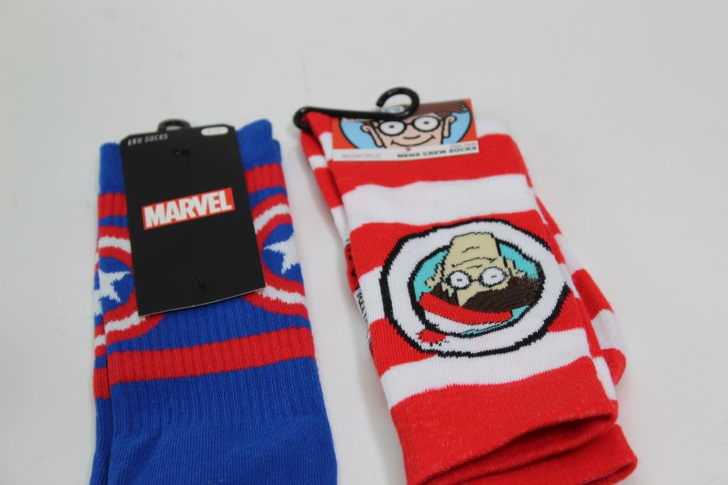 Batman, Marvel, Wheres Waldo Socks And Beanie, 4 Pieces | Property Room