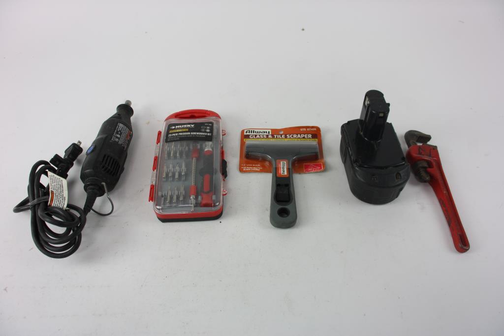 Battery Pack, Bit Kit And More | Property Room