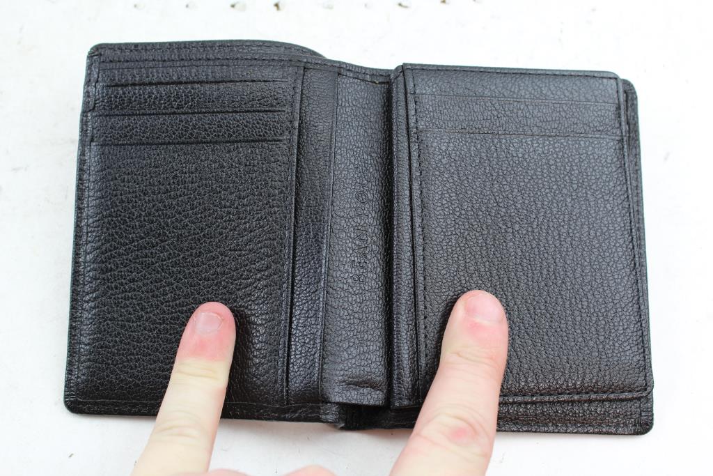 Beanpole Wallet | Property Room