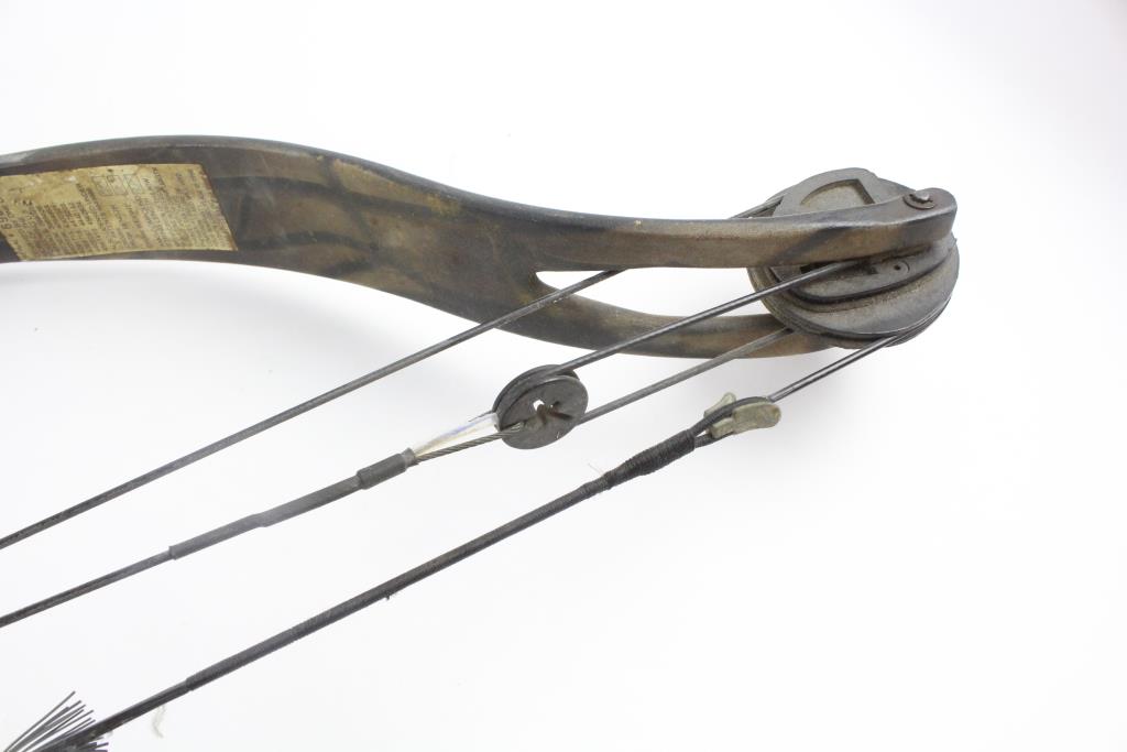 Bear Whitetail Legend Bow | Property Room