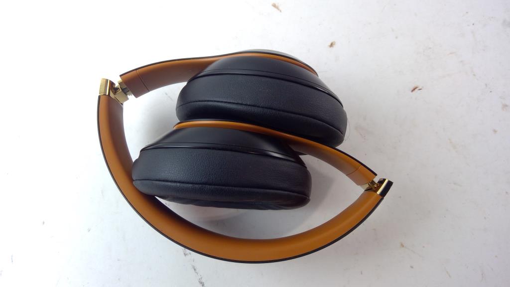 Beats Studio 3 Wireless Headphones | Property Room