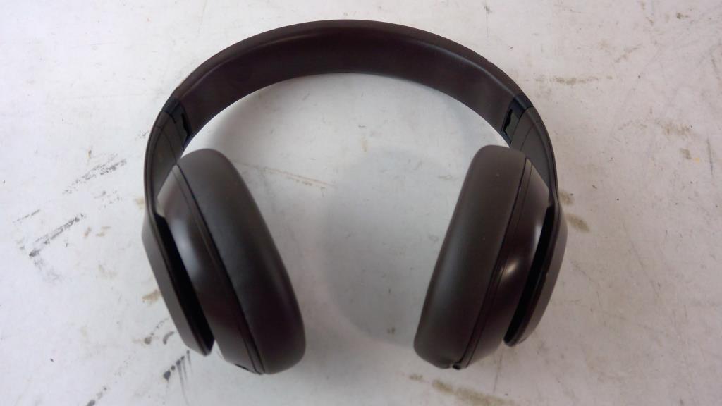 Beats Studio Pro Wireless Headphones | Property Room