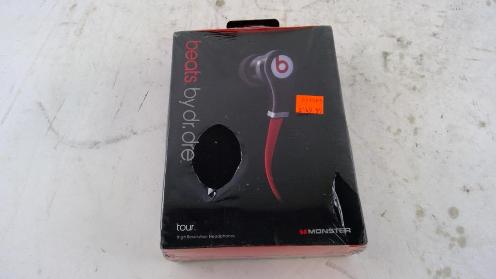 Beats Tour Earbuds | Property Room