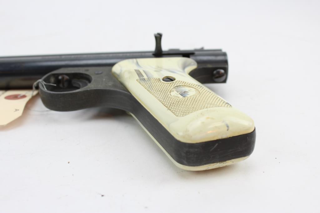 Benjamin 422 Automatic Cal 22 Pallet | Property Room