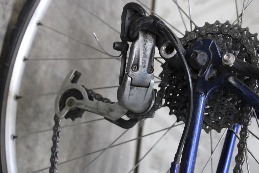 Bianchi Strada Road Bike | Property Room