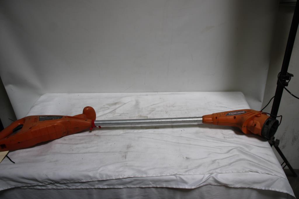 Black & Decker Cordless String Trimmer, CST1100 | Property Room