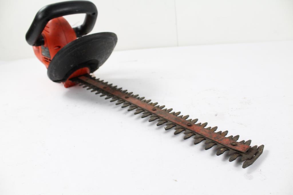 Black & Decker TR1800 Hedge Trimmer | Property Room