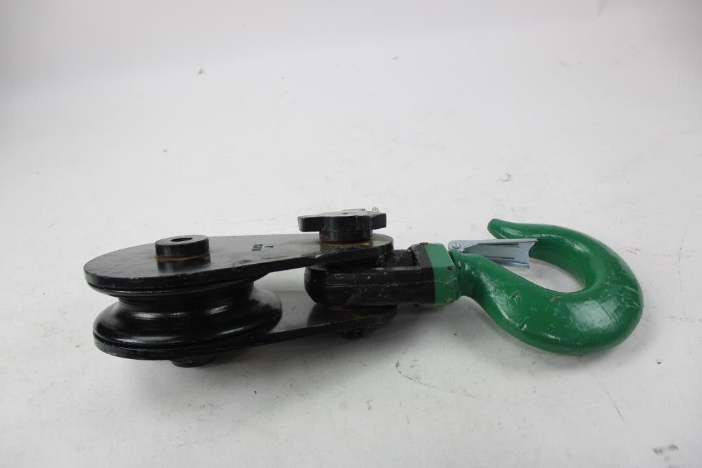 Black/Green 6" Snatch Block With Hook WLL 8 Tons | Property Room