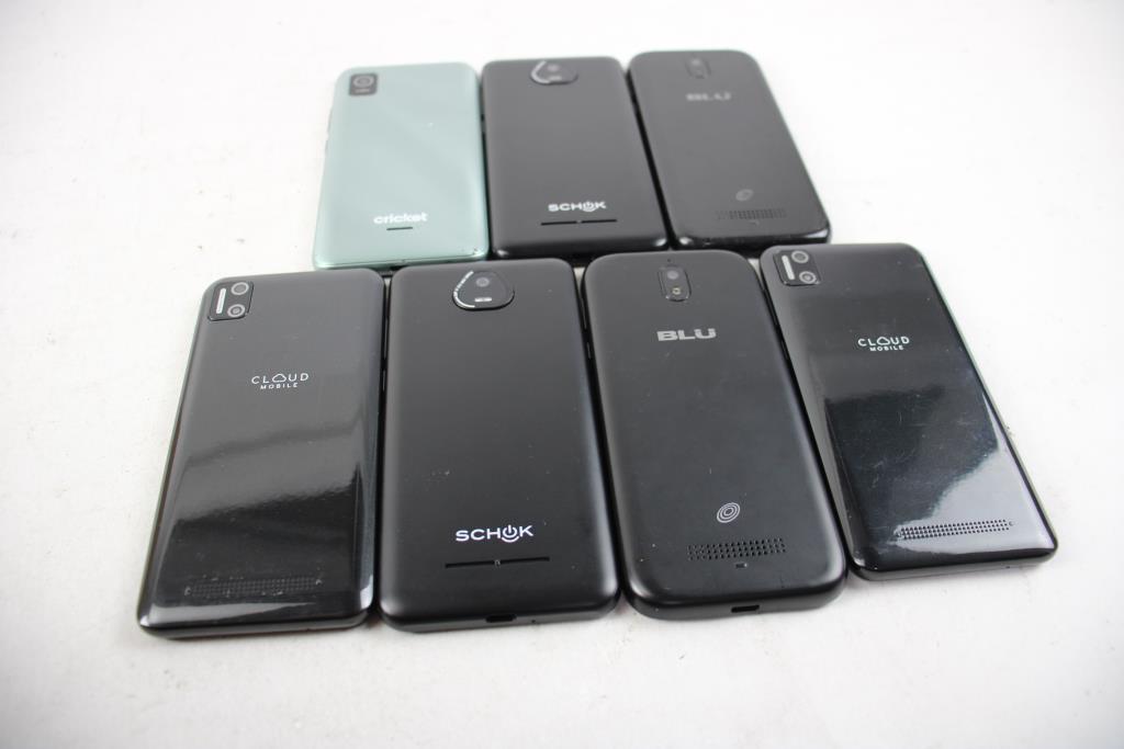 Blu Smartphones, Clooud Smartphones, And More, 7+ Pieces | Property Room