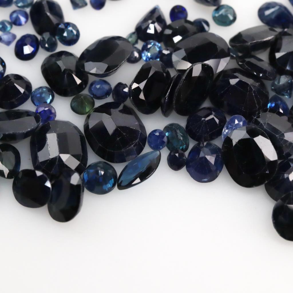 Blue Faceted Loose Jewelry Craft Stones, 188+ Pieces | Property Room