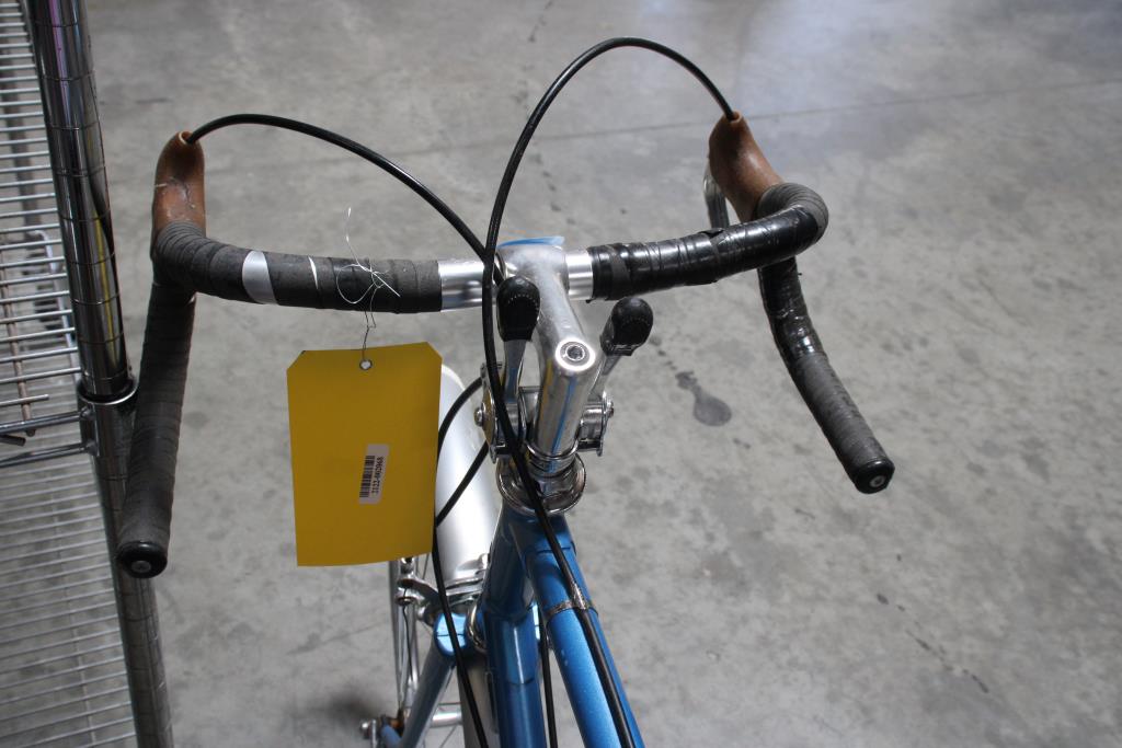 Blue Fuji Cambridge VI Urban Bike | Property Room