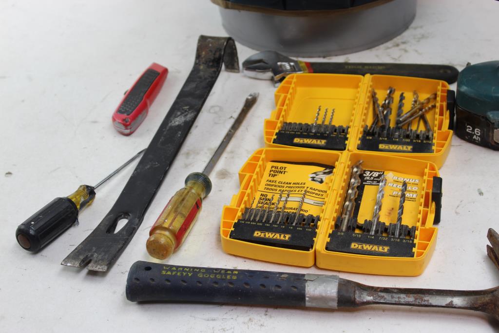 Blue Hawk Bucket Tool Organizer, DeWalt Drill Bits, Hammer And More: 5 ...