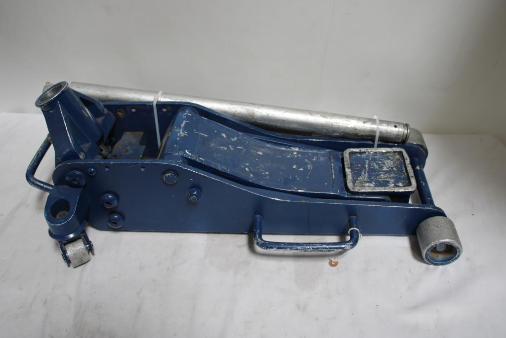 Blue Vehicle Jack Stand | Property Room