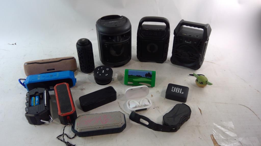 Bluetooth Speaker Lot, 5+ Pieces | Property Room