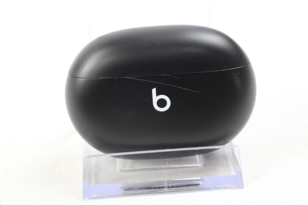 Bluetooth Wireless Earbuds With Charging Case | Property Room