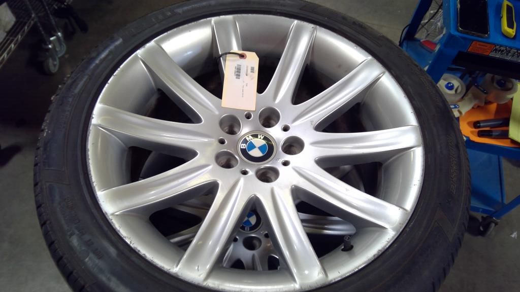 BMW 19 Inch Stock Wheels | Property Room