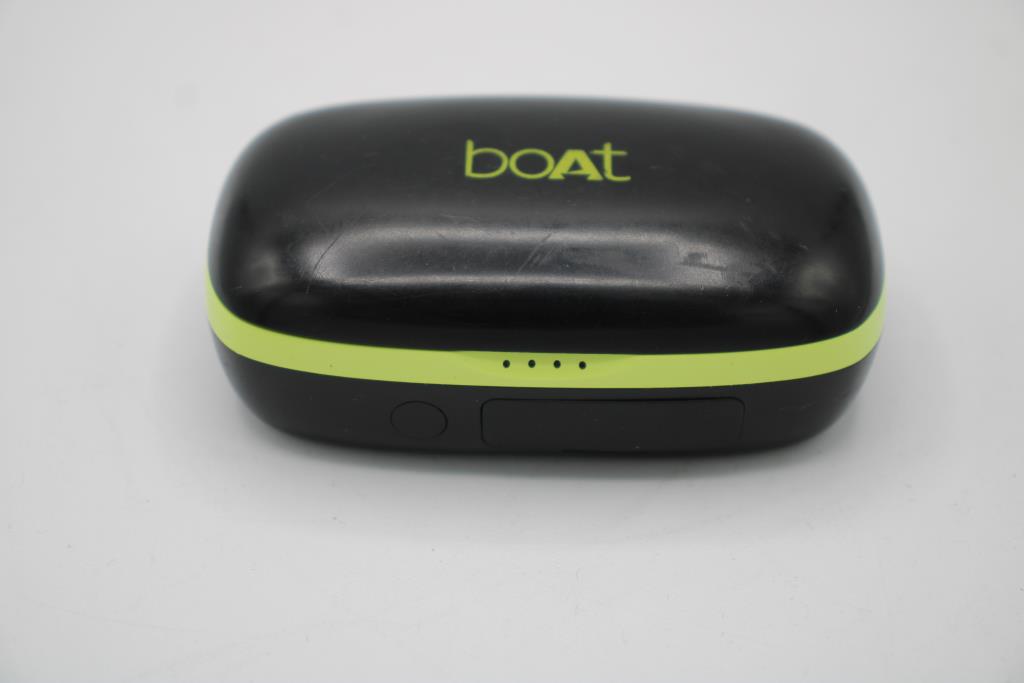 BoAt Airdopes 441 Pro Bluetooth Wireless Earbuds With Charging Case ...