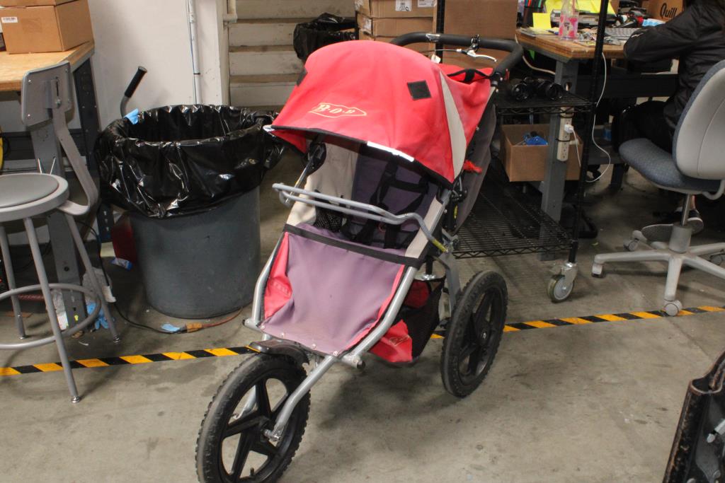 Bob Revolution Se Single Stroller, Orange | Property Room