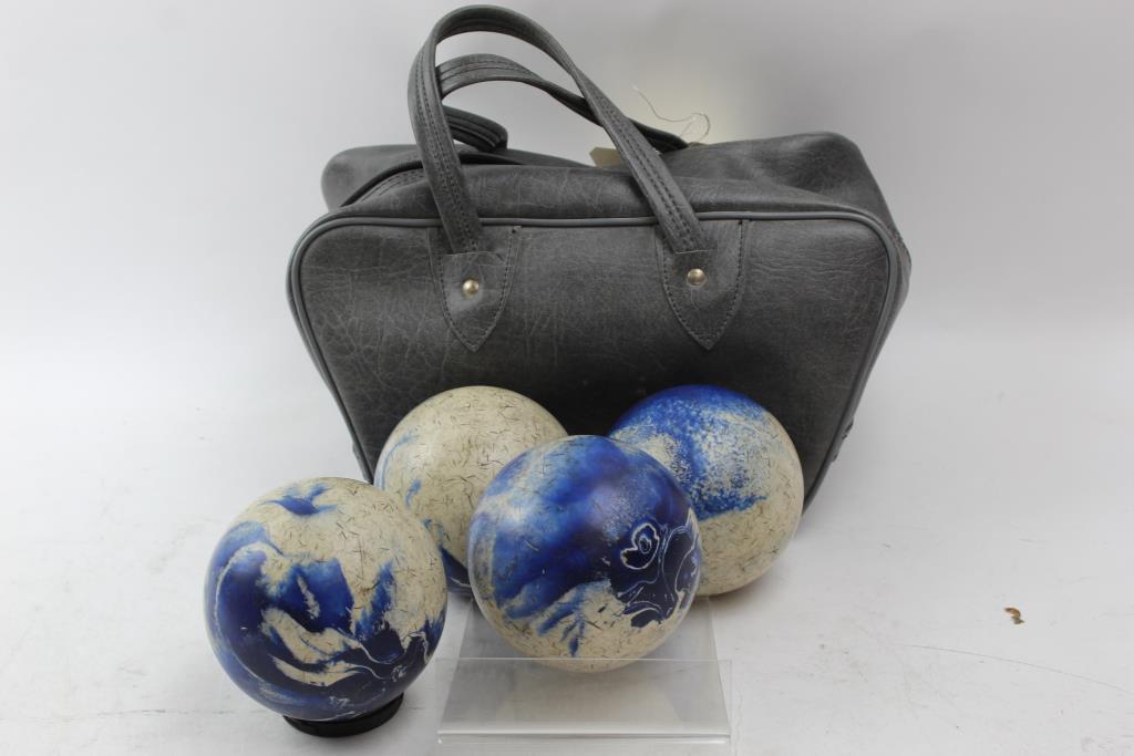 Bocce Ball And Carrying Bag: 4 Items | Property Room