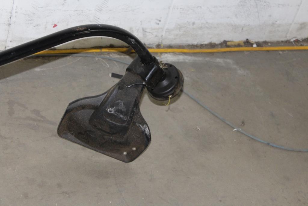 Bolens 17" String/Weed Trimmer | Property Room