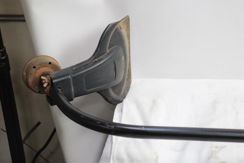 Bolens Bl100 Weed Eater | Property Room