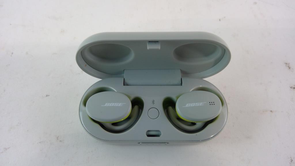Bose Earbuds | Property Room