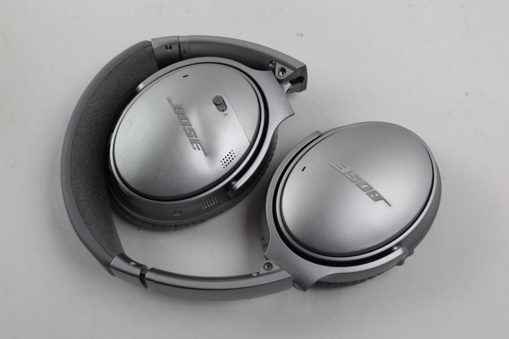Bose On Ear Headphones | Property Room