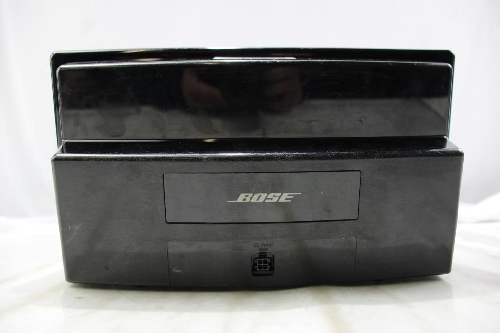Bose SoundDock Series Music System IPod Dock | Property Room