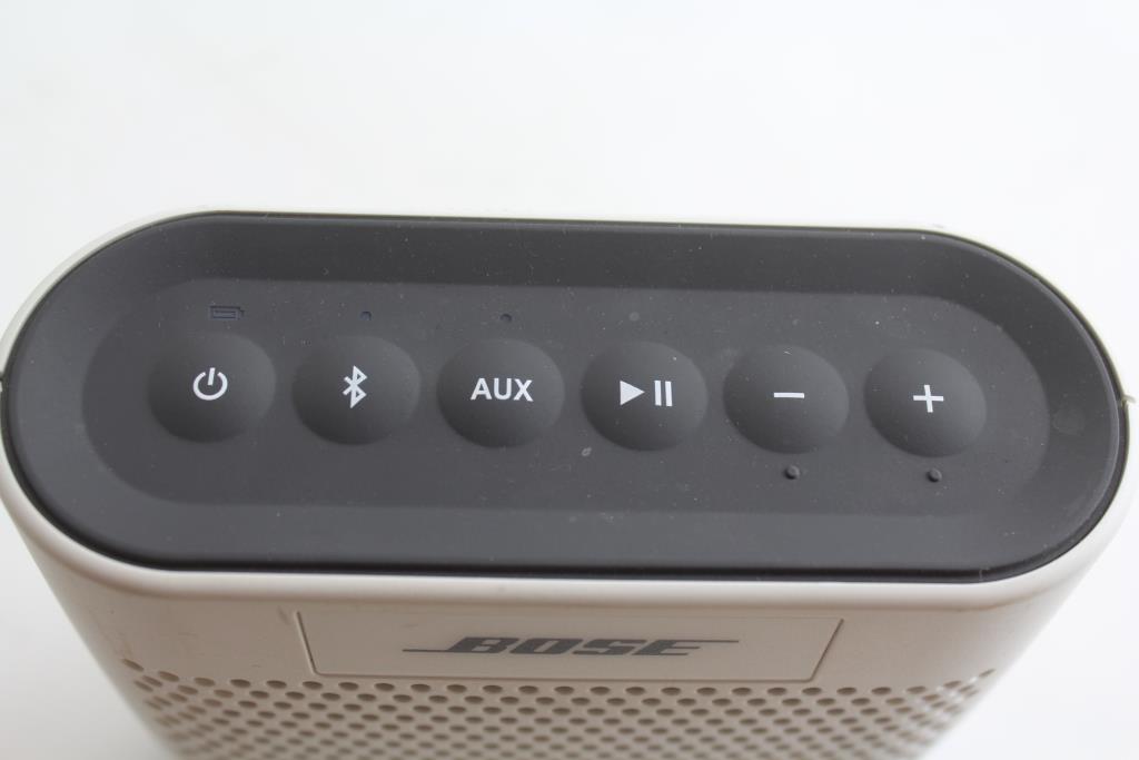 Bose Soundlink Color (White) Speaker 415859 | Property Room