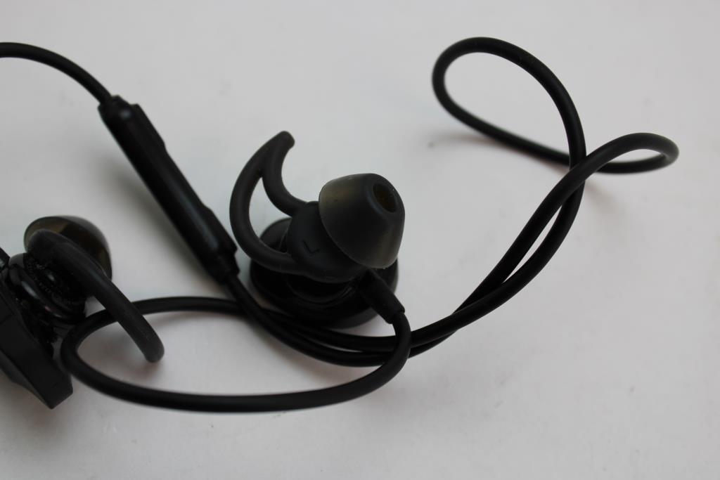 Bose SoundSport Wireless Earphones (Model AI1) | Property Room