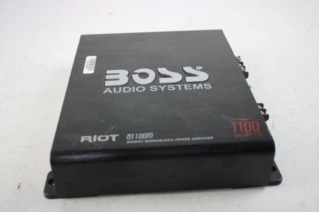 Boss Audio Systems R1100M Amplifier | Property Room