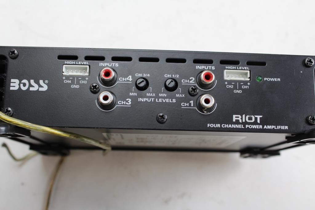 Boss Riot R1004 Amplifier | Property Room
