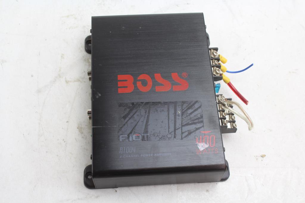 Boss Riot R1004 Power Amplifier | Property Room