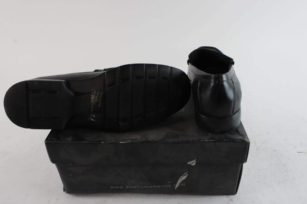 Bostonian Lites Shoes, Size 10.5 | Property Room