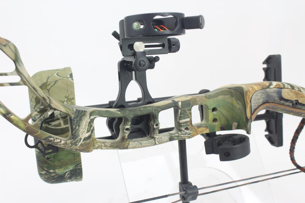 BowTech Diamond Blackout Compound Bow & More In Flambeau Outdoors Case ...