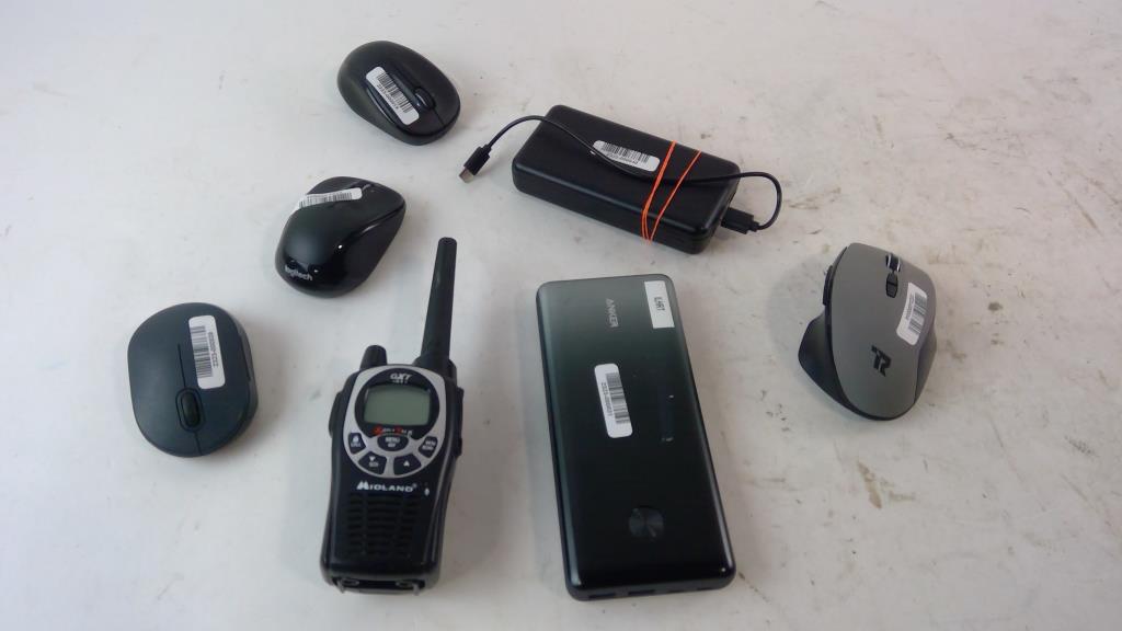 Box Of Computer Mice And More 5+ Pieces | Property Room