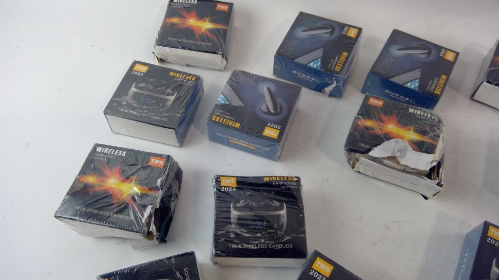 Box Of TWS Wireless Earbuds 10+ Pieces | Property Room