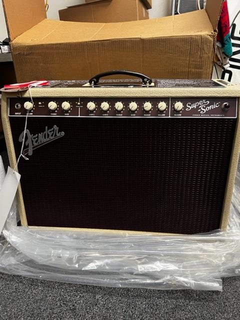 Brand New Fender Super Sonic 22 Guitar Amp | Property Room