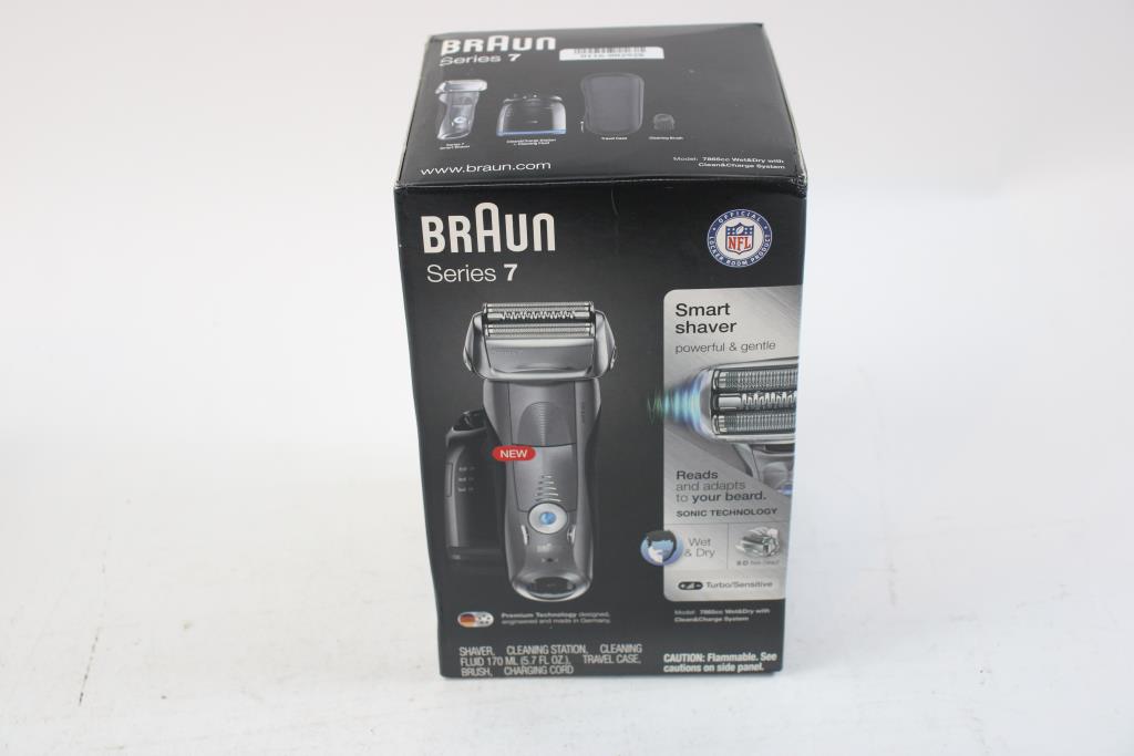 Braun Electric Razor For Men, Series 7 | Property Room