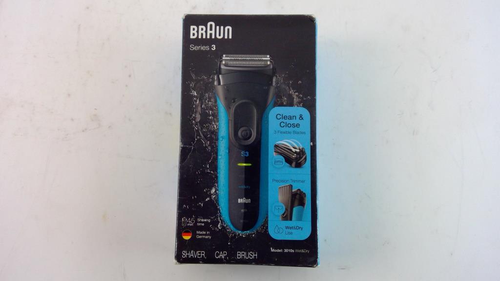 Braun Series 3 Wet & Dry Electric Shaver | Property Room