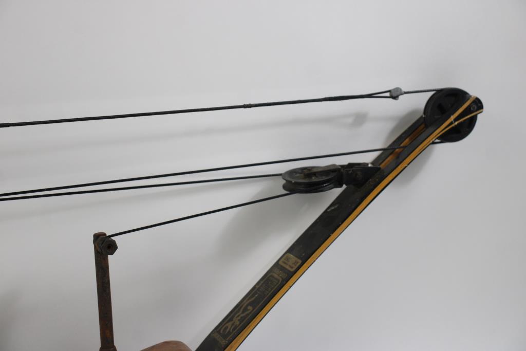 Browing Explorer I Bow | Property Room