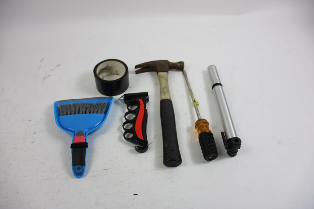 Bucket Of Tools, 10+ Pieces | Property Room